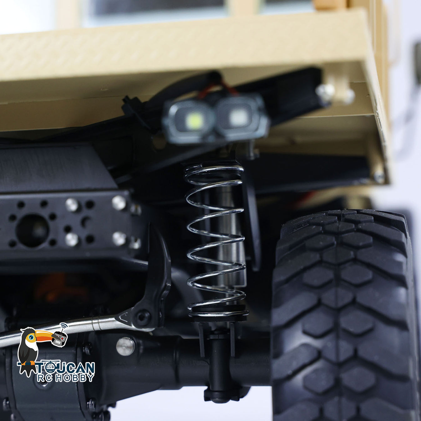 LESU 4x4 1/10 UM406 RC Off-Road Truck for Remote Control Painted Assem ...