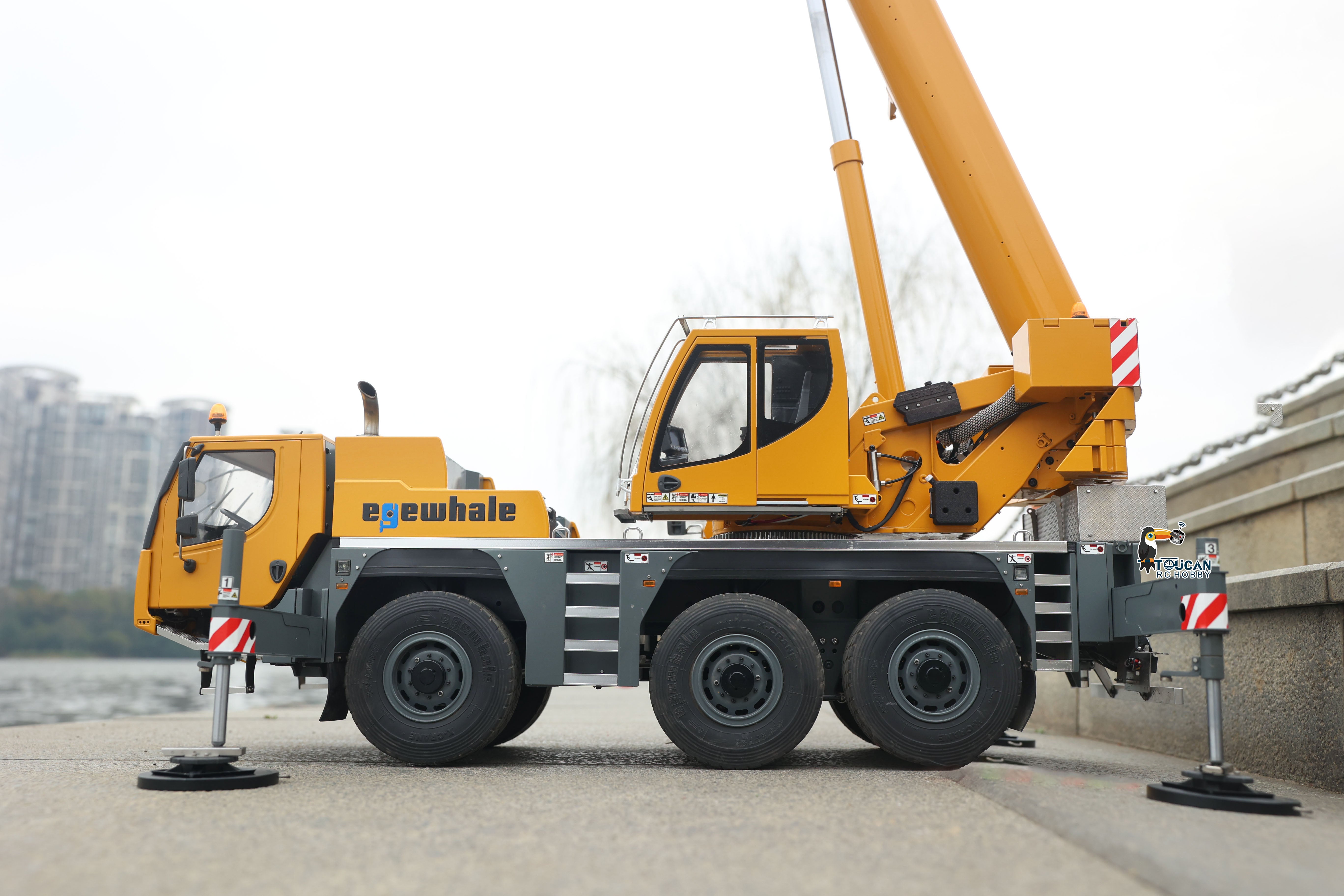 NEW Eyewhale D1050 Metal 1/14 RC Hydraulic Mobile Crane Truck All Terr ...